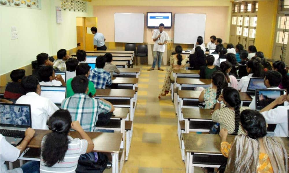 VVUC College Campus - Commerce and Science College